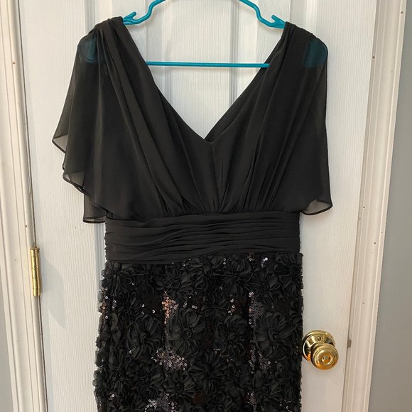 Xscape | Dresses | Xscape Black Cocktail Dress | Poshmark